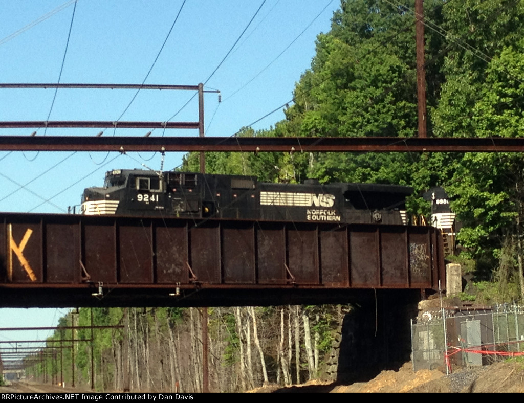 NS C40-9W 9241 leads 17G